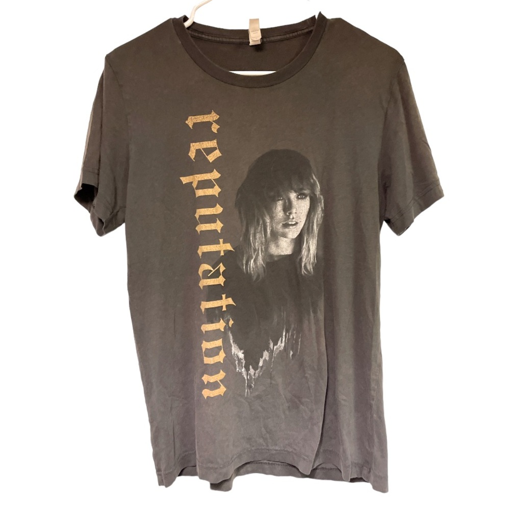 Taylor Swift Reputation Official Tour Concert T-Shirt… - Gem